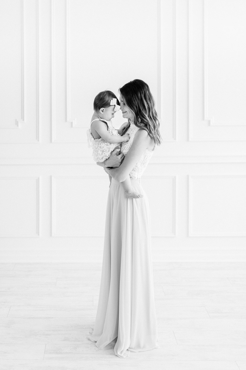 Ava Mae Turns ONE | First Birthday Photos - Juliana Kae